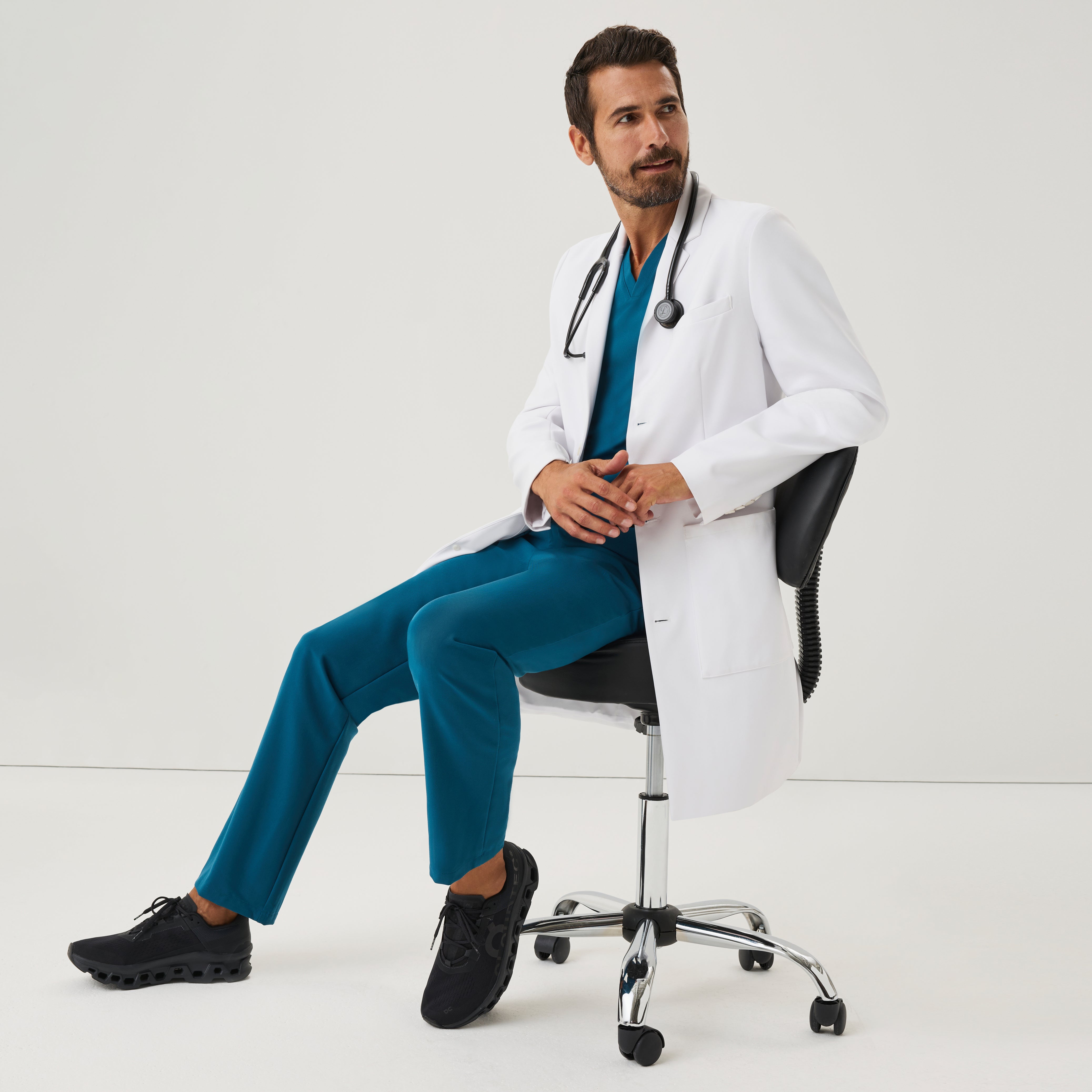 Apex 39" White Coat - White – JAANUU