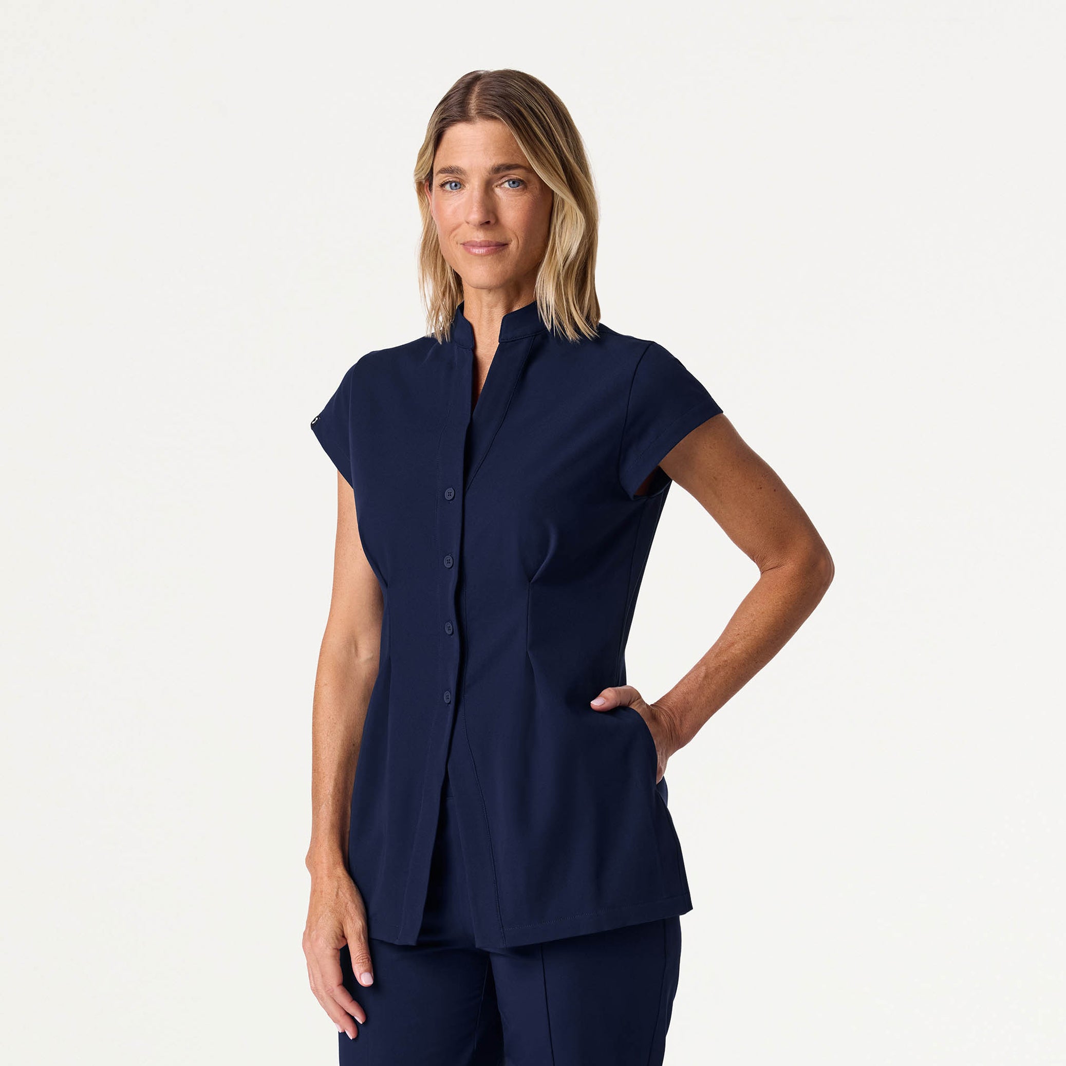 Sofie Fit & Flare Tunic Scrub Top - Midnight Navy – JAANUU