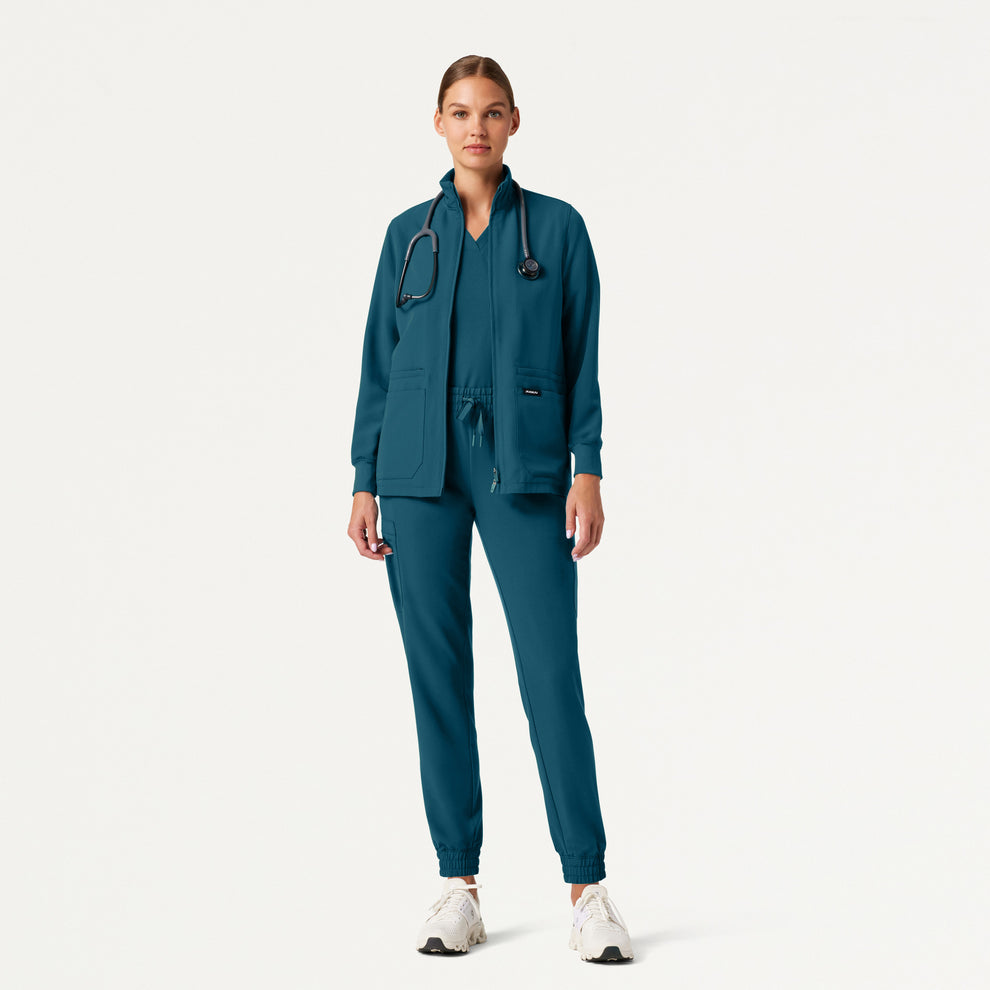 Ceri Essential 6-Pocket Scrub Jacket - Caribbean Blue – JAANUU